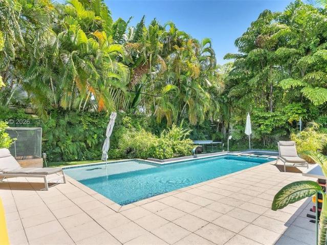 3 bedroom luxury Villa for rent in Miami, Florida