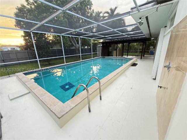 3 bedroom luxury Villa for rent in Miami, Florida