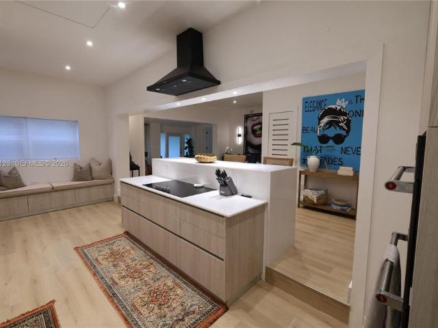 2 bedroom luxury Villa for rent in Miami, Florida