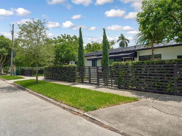 3 bedroom luxury Villa for rent in Miami, Florida
