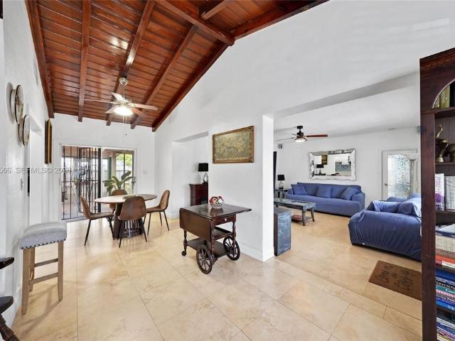 3 bedroom luxury Villa for rent in Miami, Florida
