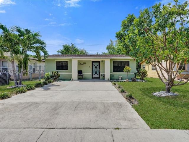3 bedroom luxury Villa for rent in Miami, Florida
