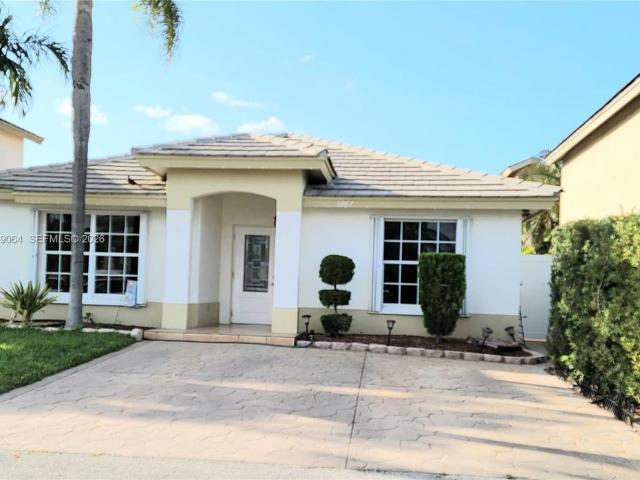 3 bedroom luxury Villa for rent in Miami Gardens, United States