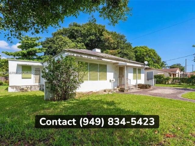 3 bedroom luxury Villa for rent in Miami Heights Trailer Park, United States
