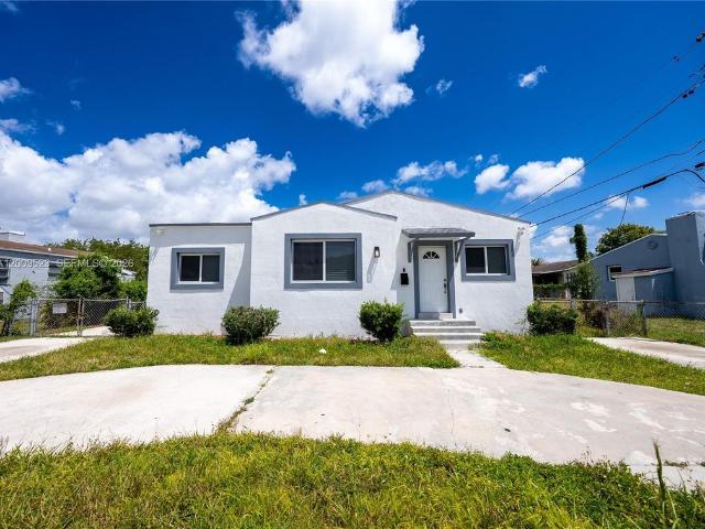 3 bedroom luxury Villa for rent in Miami Heights Trailer Park, United States