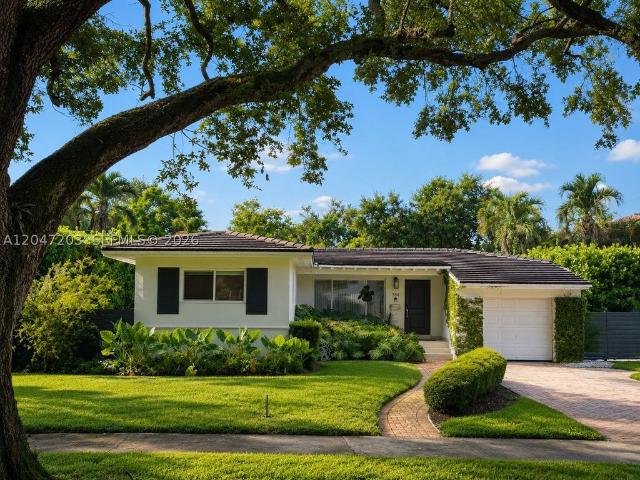 3 bedroom luxury Villa for rent in Miami Shores, Florida