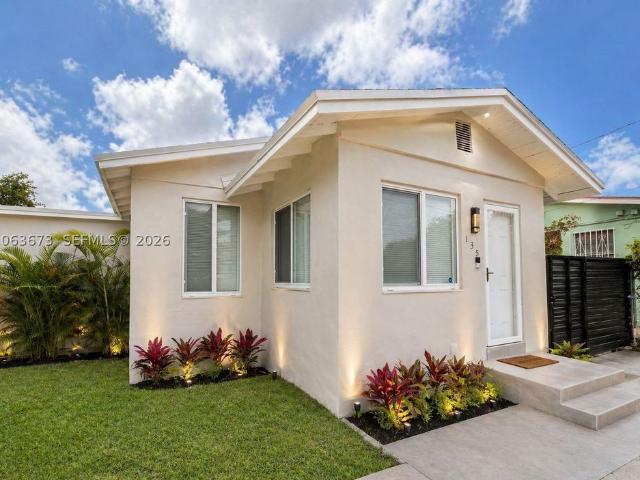 3 bedroom luxury Villa for rent in Miami Shores, Florida