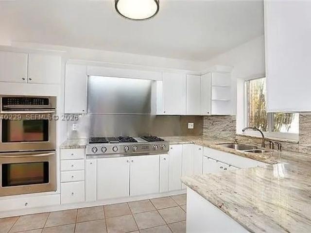 Luxury Villa for rent in Miami, Florida