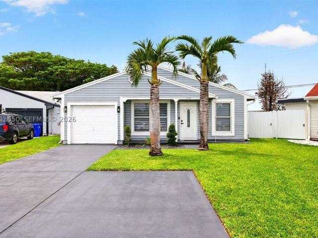 3 bedroom luxury Villa for rent in Miramar, Florida