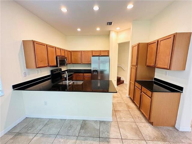 3 bedroom luxury Villa for rent in Miramar, Florida