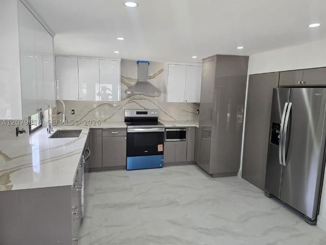 3 bedroom luxury Villa for rent in North Miami, Florida