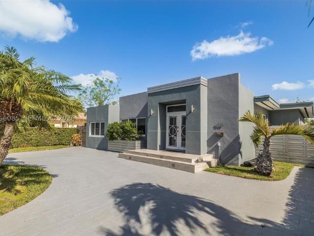 3 bedroom luxury Villa for rent in North Bay Village, Florida