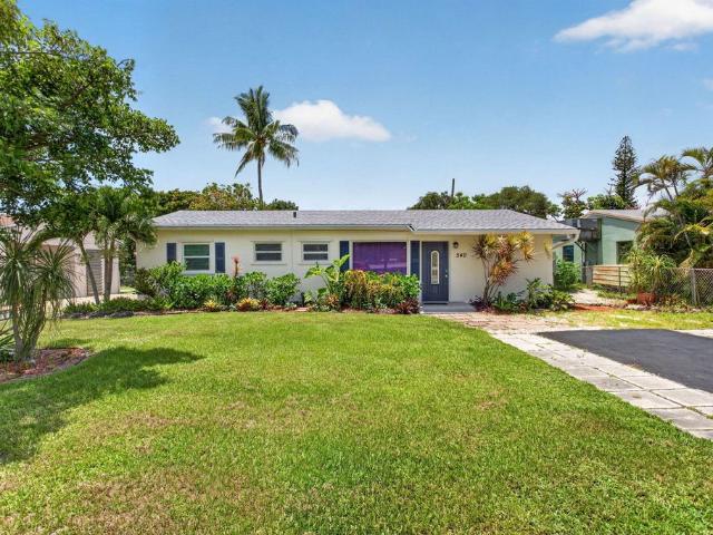 3 bedroom luxury Villa for rent in Oakland Park, Florida