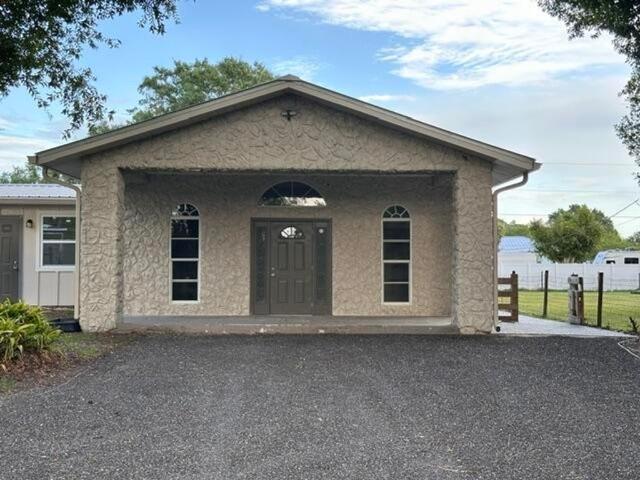 3 bedroom luxury Villa for rent in Okeechobee, United States