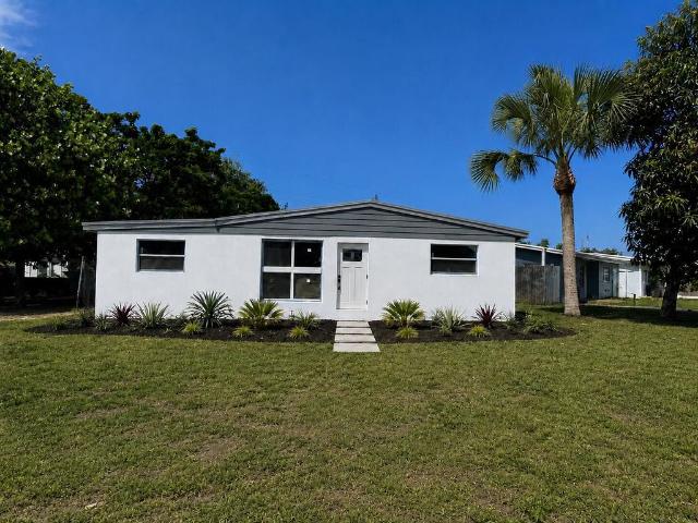 3 bedroom luxury Villa for rent in Aventura, Florida