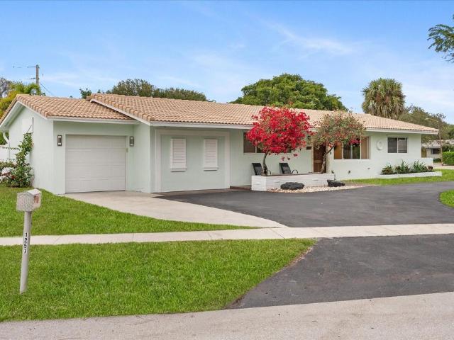 3 bedroom luxury Villa for rent in Boca Raton, Florida