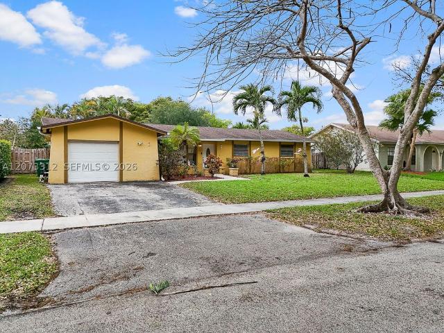 3 bedroom luxury Villa for rent in Cooper City, United States