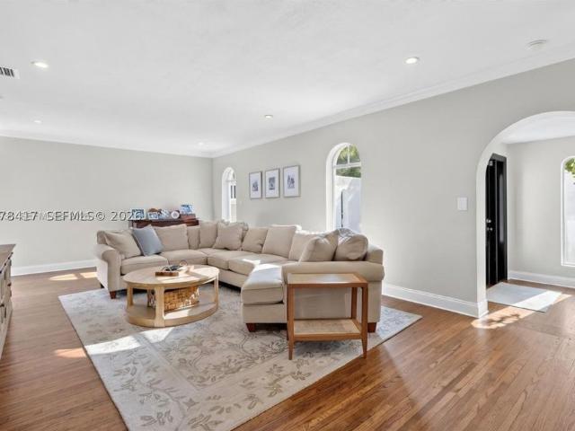3 bedroom luxury Villa for rent in Coral Gables, Florida