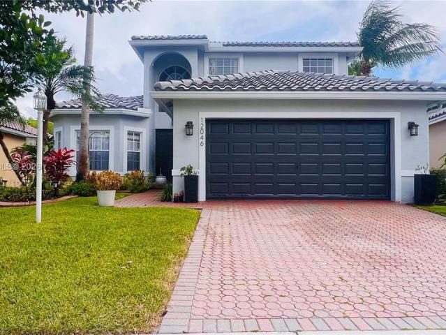 3 bedroom luxury Villa for rent in Coral Springs, Florida