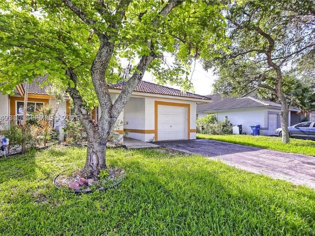 3 bedroom luxury Villa for rent in Coral Springs, United States
