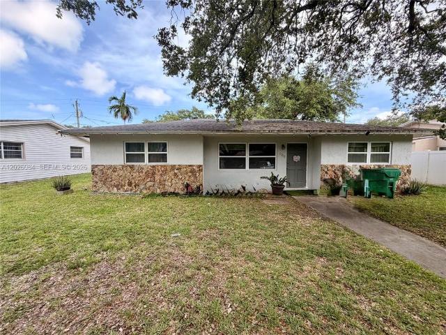 3 bedroom luxury Villa for rent in Dania Beach, Florida