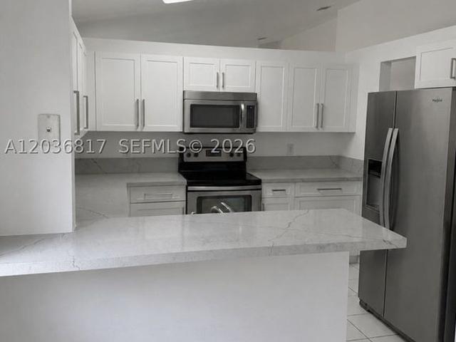 3 bedroom luxury Villa for rent in Davie, Florida