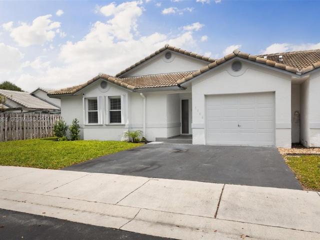 3 bedroom luxury Villa for rent in Davie, Florida