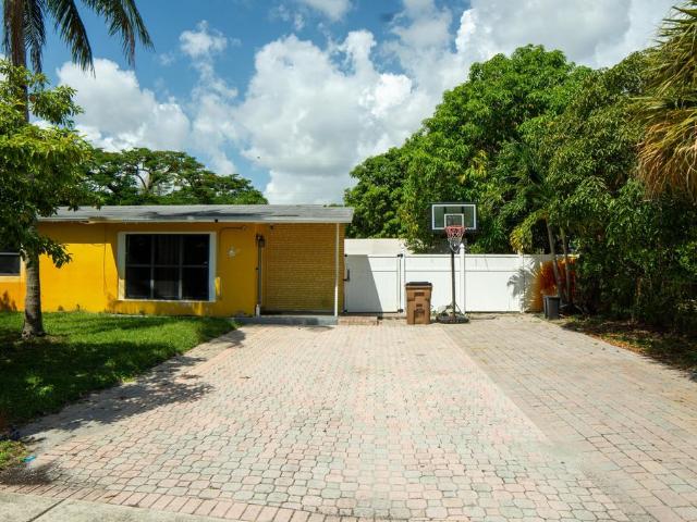 3 bedroom luxury Villa for rent in Deerfield Beach, Florida