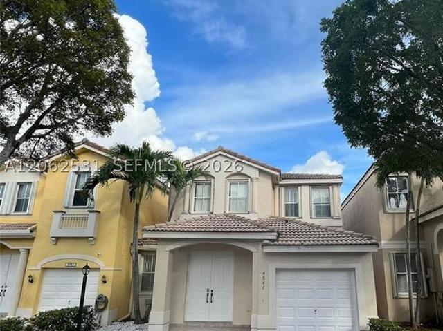 3 bedroom luxury Villa for rent in Doral, Florida