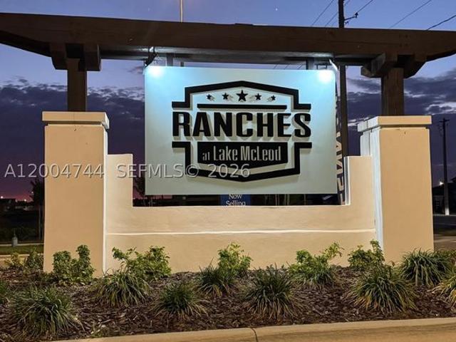 3 bedroom luxury Villa for rent in Eagle Lake, Florida