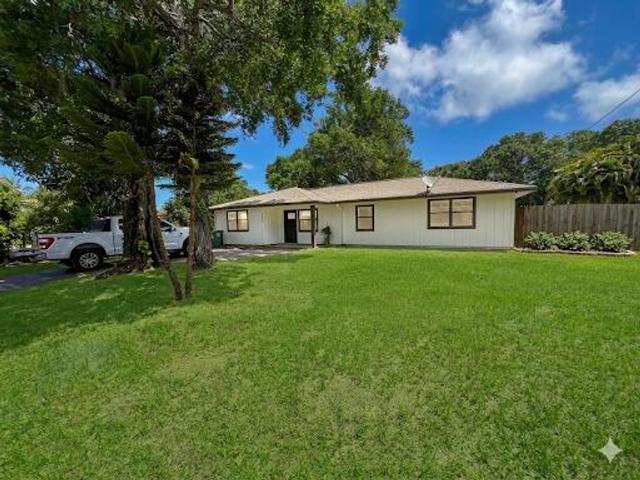 3 bedroom luxury Villa for rent in Fort Pierce, Florida