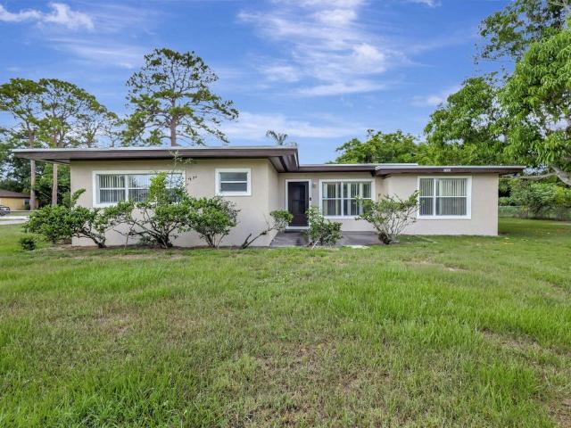 3 bedroom luxury Villa for rent in Fort Pierce, Florida