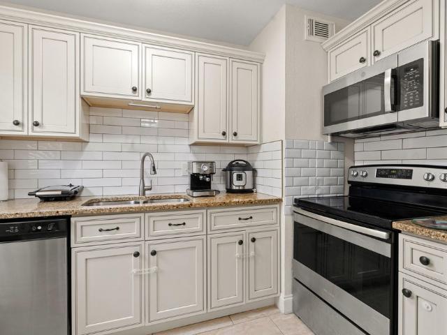 3 bedroom luxury Villa for rent in Fort Pierce, United States