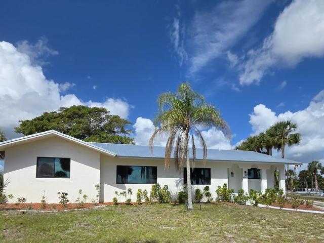 3 bedroom luxury Villa for rent in Fort Pierce, United States