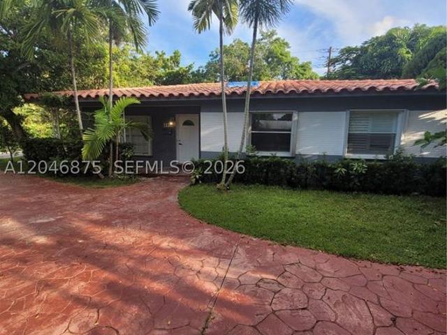 3 bedroom luxury Villa for rent in Hallandale, United States