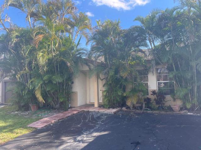 3 bedroom luxury Villa for rent in Hialeah, United States
