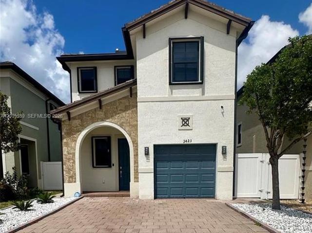 3 bedroom luxury Villa for rent in Hialeah, United States