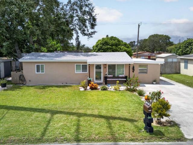 3 bedroom luxury Villa for rent in Hollywood, United States