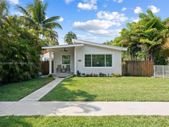 3 bedroom luxury Villa for rent in Hollywood, United States