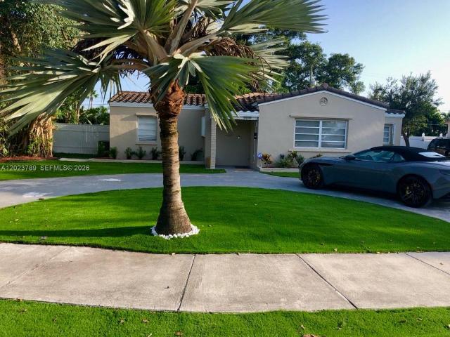 3 bedroom luxury Villa for rent in Hollywood, United States