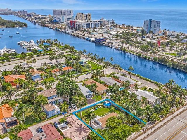 3 bedroom luxury Villa for rent in Hollywood, United States