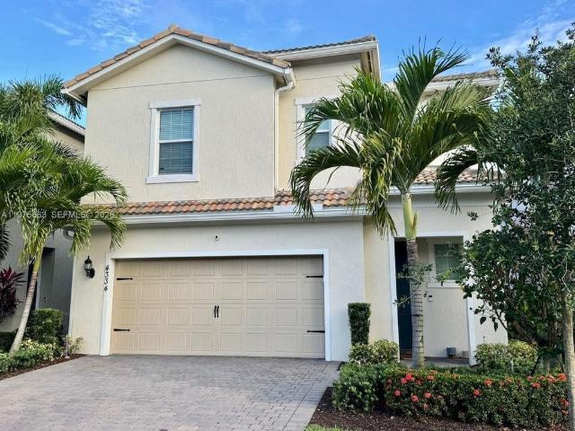 3 bedroom luxury Villa for rent in Hollywood, United States
