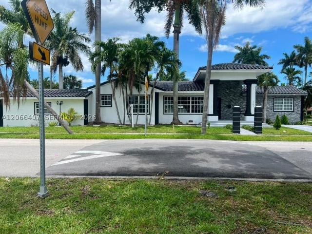 3 bedroom luxury Villa for rent in Hollywood, Florida