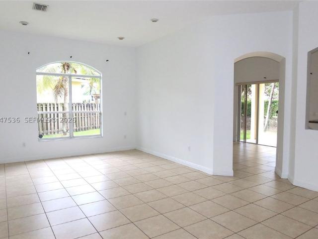 3 bedroom luxury Villa for rent in Homestead, Florida