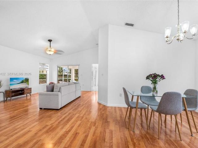 3 bedroom luxury Villa for rent in Homestead, Florida