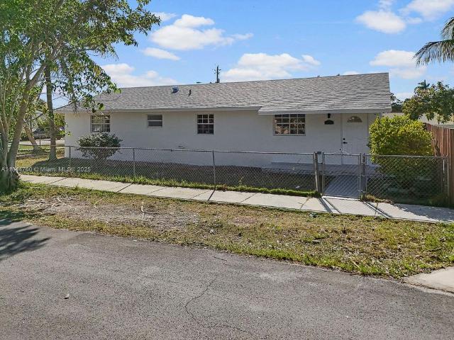 3 bedroom luxury Villa for rent in Homestead, Florida
