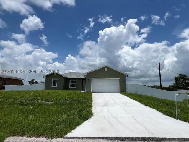 3 bedroom luxury Villa for rent in LaBelle, United States