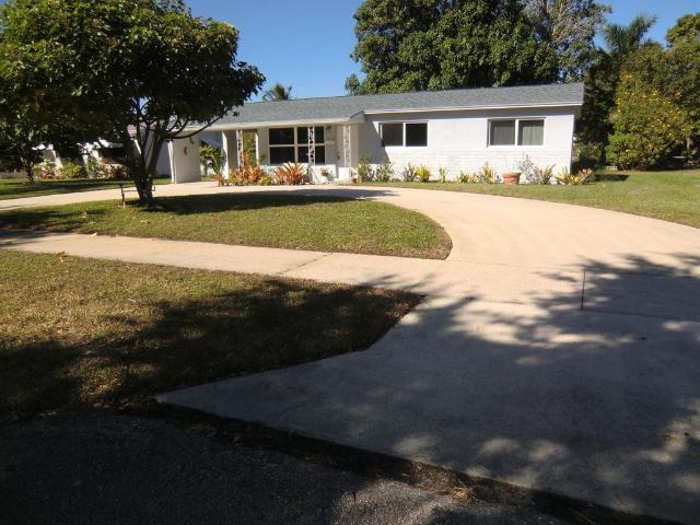 3 bedroom luxury Villa for rent in Lake Park, United States