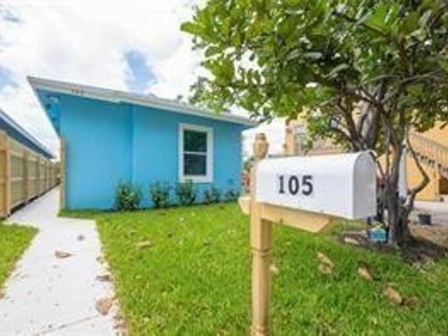3 bedroom luxury Villa for rent in Lake Worth, Florida
