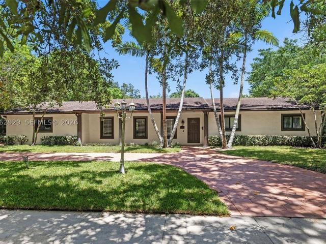 3 bedroom luxury Villa for rent in Palmetto Bay, United States